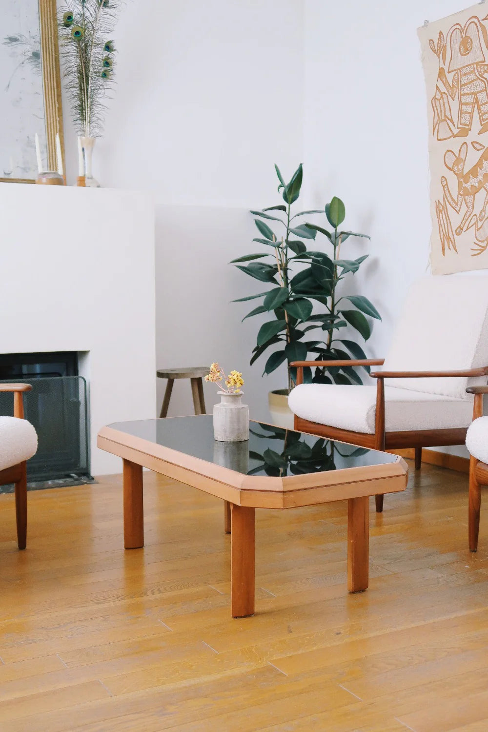 Mix and Match : Combinez Vintage et Contemporain avec Style – Aux Objets Trouvés